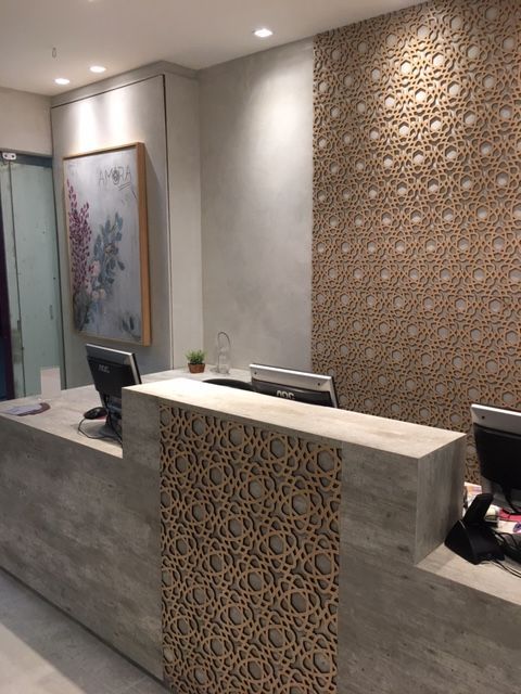 Tips for Keeping Your Reception Desk Organized and Efficient — M2 Retail