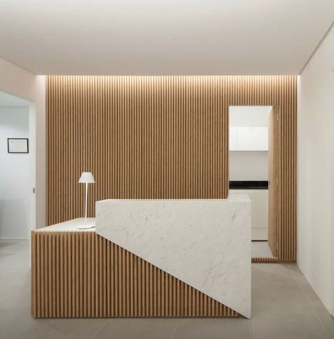 The Best Custom Reception Desk for Your Retail Store: How to Choose On ...