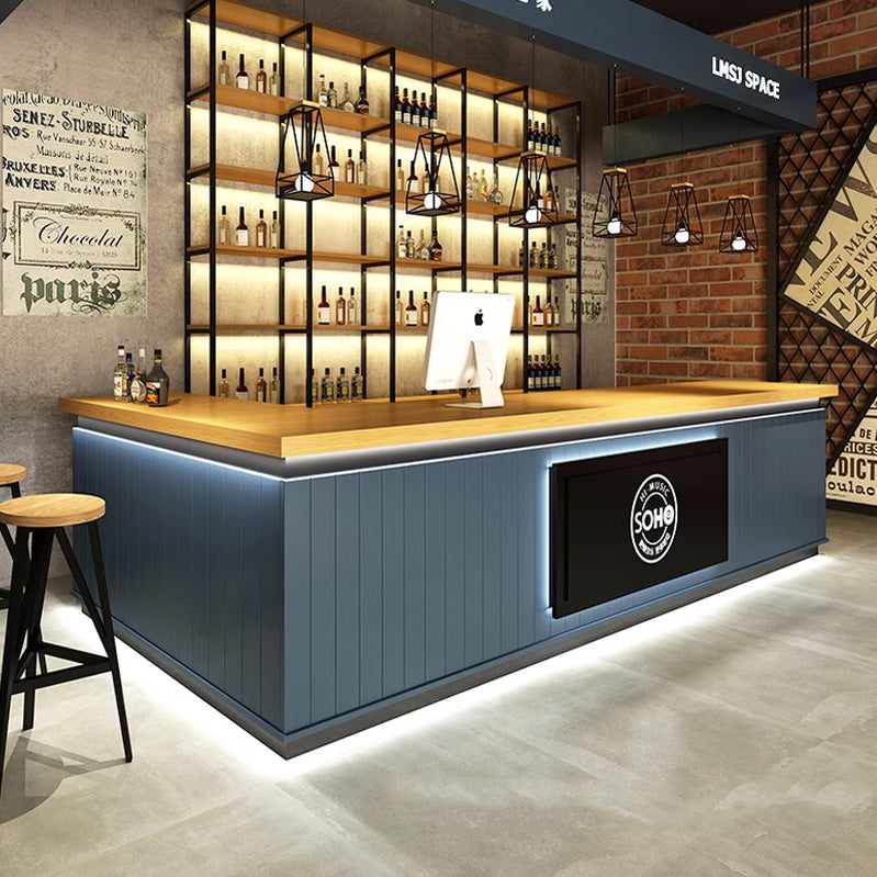 Reception Desk in Store in USA/AU/UK - M2 Retail